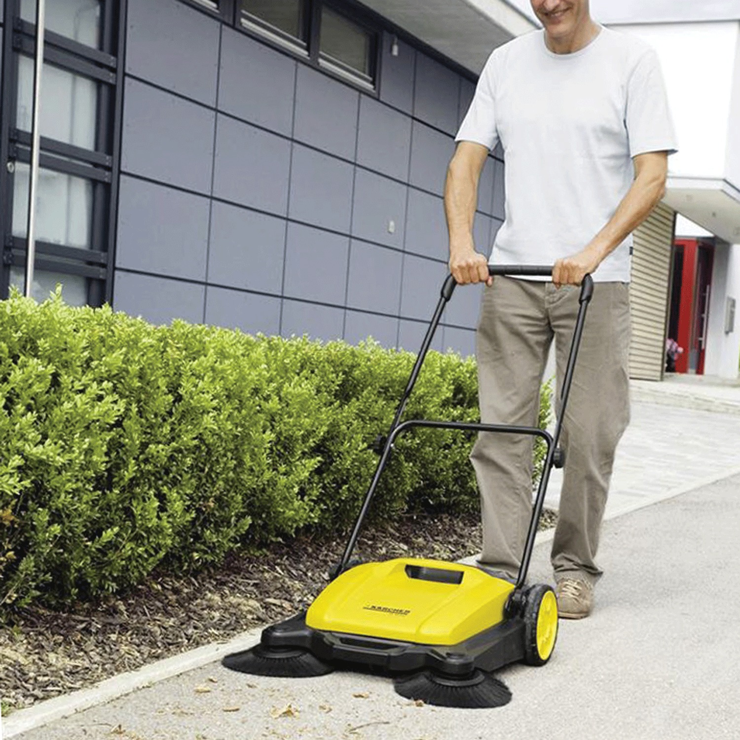 Подметальная машина KARCHER (КЕРХЕР) S650, ручная, 2 щетки ...